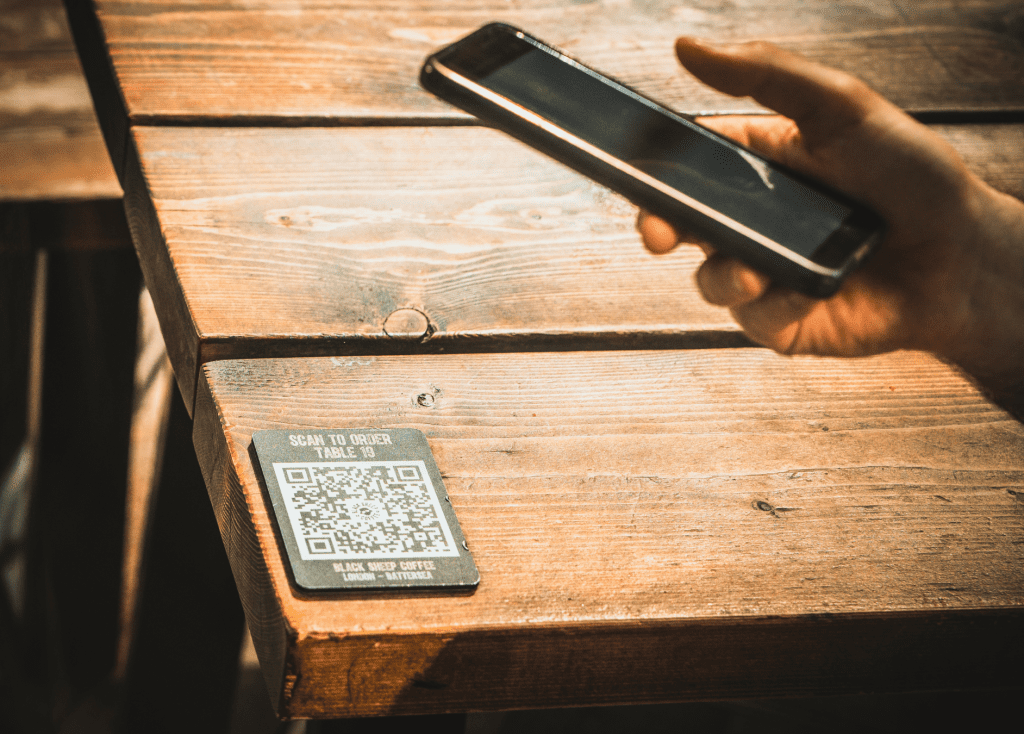 Restaurant QR code order and pay at table | Vita Mojo