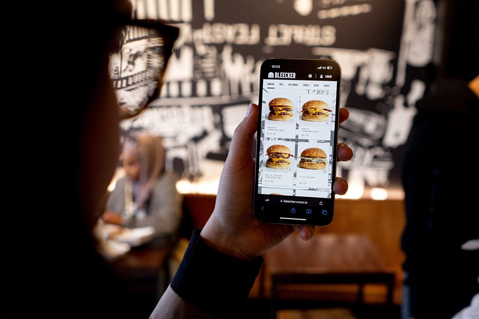 How burger brand operators can solve their biggest challenges - Vita Mojo